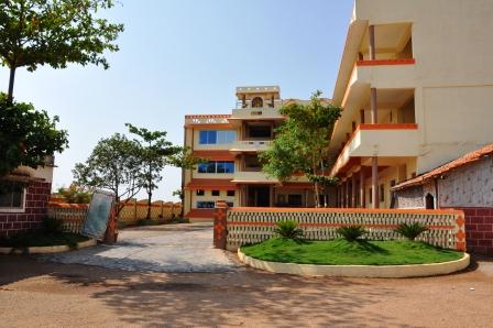 School Chandan with Residential School SighliRoad, Laxmeshwar